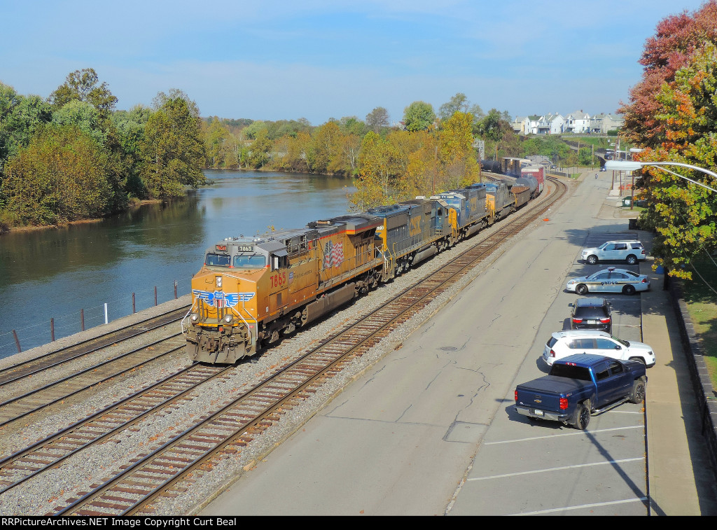 UP 7865, CSX 8570, CSX 8732, CSX 262